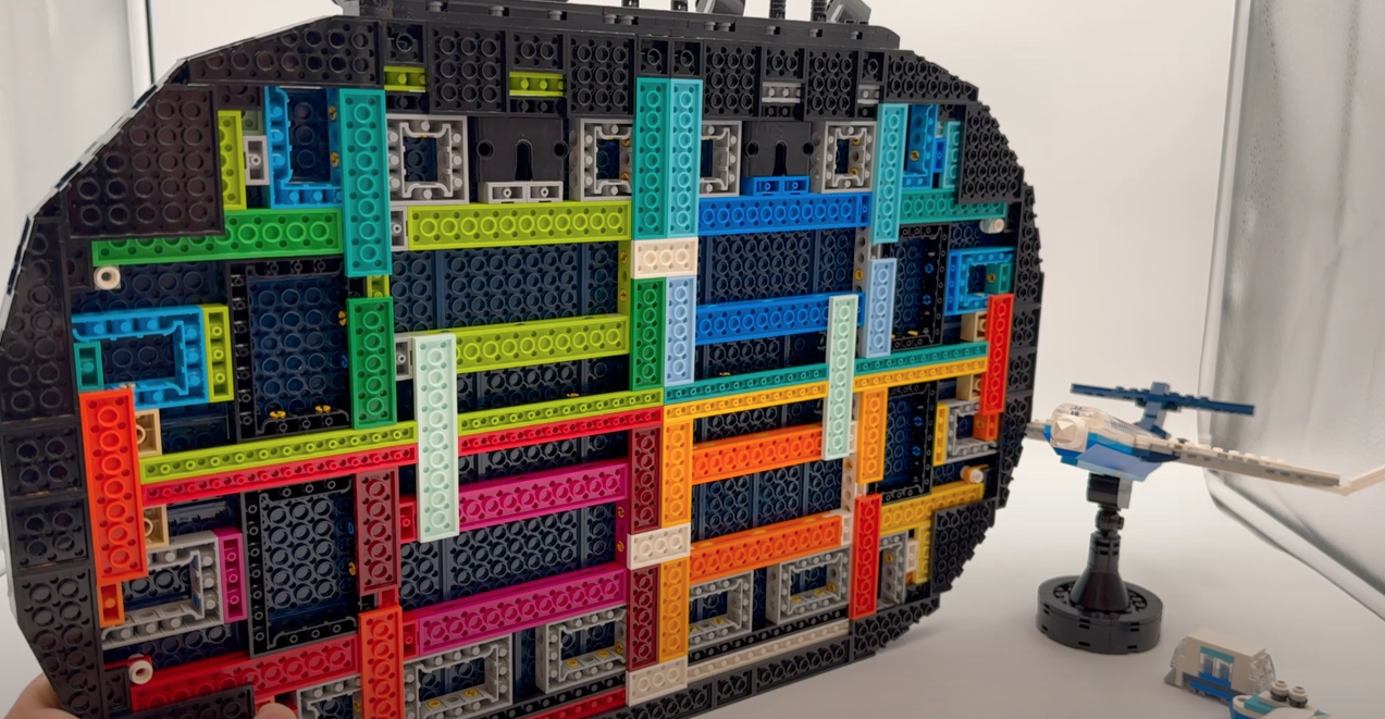 LEGO MASTERS winner reacts to 41838 Travel Moments