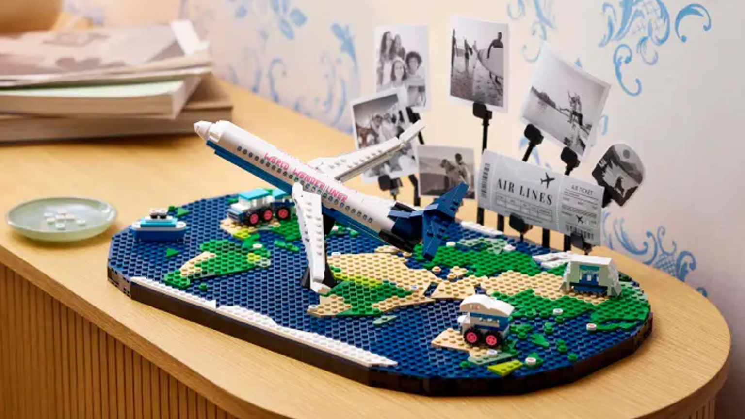 LEGO MASTERS winner reacts to 41838 Travel Moments
