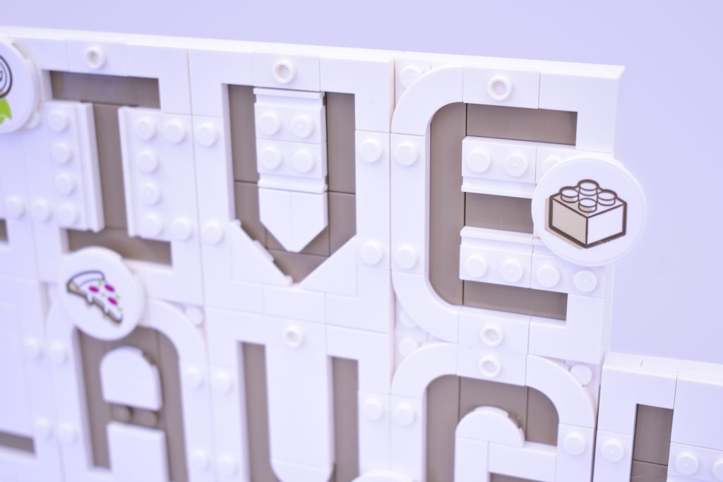 LEGO 41839 Message Board is a meme factory gone wrong