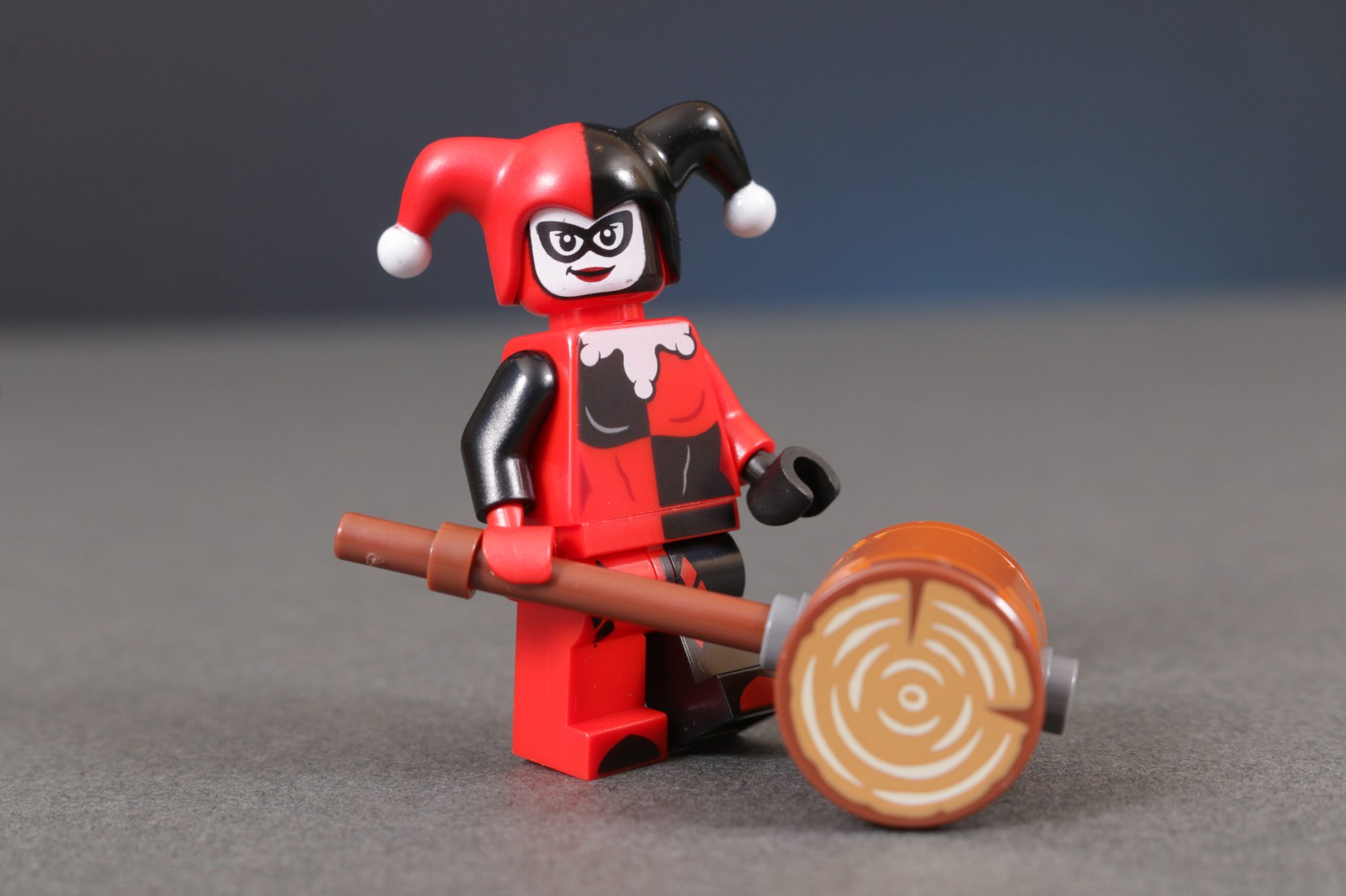 LEGO 76274 Batmobile vs. Harley Quinn and Mr. Freeze review