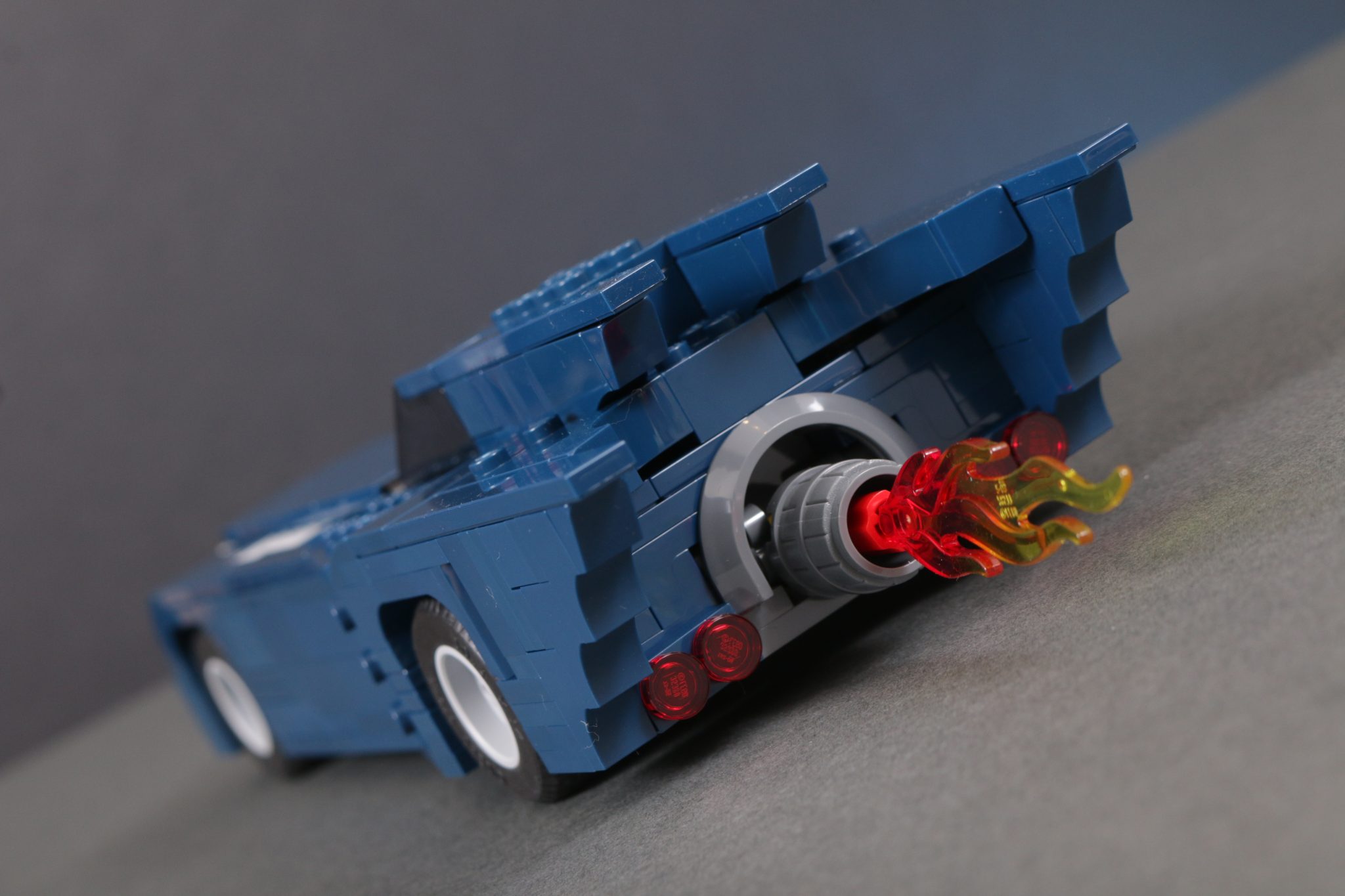 LEGO 76274 Batmobile vs. Harley Quinn and Mr. Freeze review