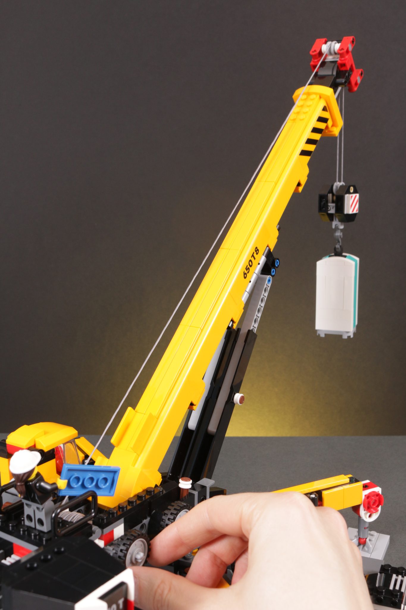 LEGO City 60409 Yellow Mobile Construction Crane review