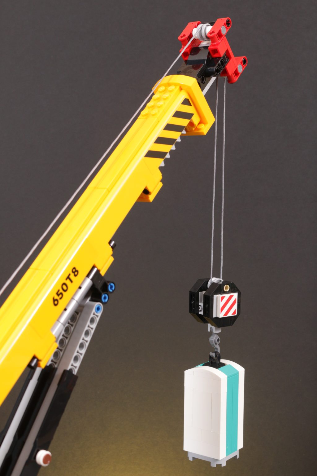 LEGO City 60409 Yellow Mobile Construction Crane review