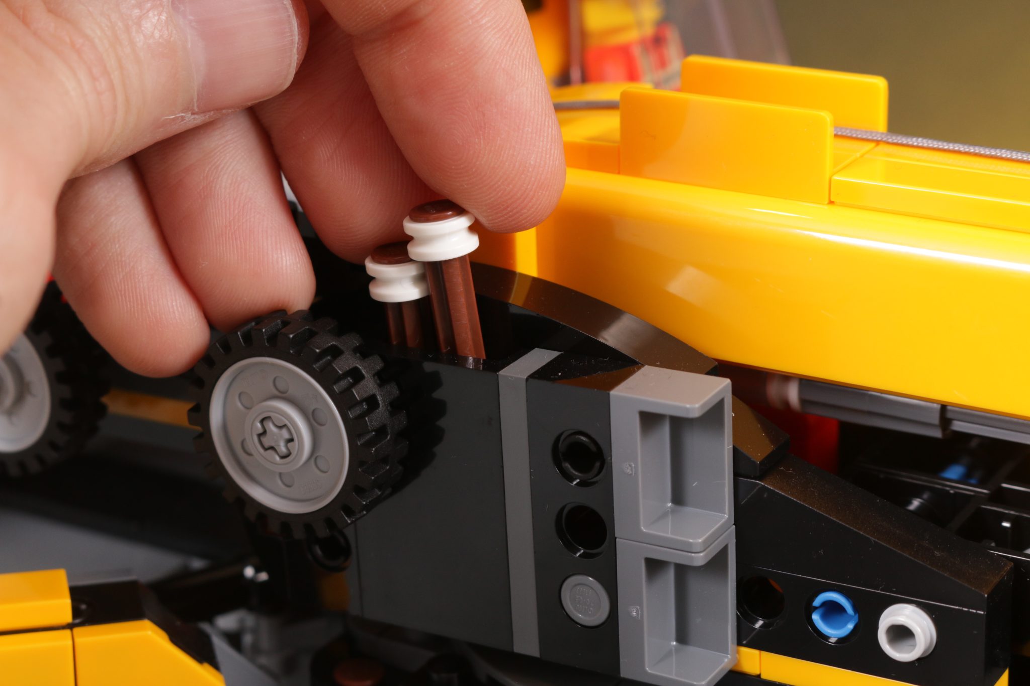 LEGO City 60409 Yellow Mobile Construction Crane review