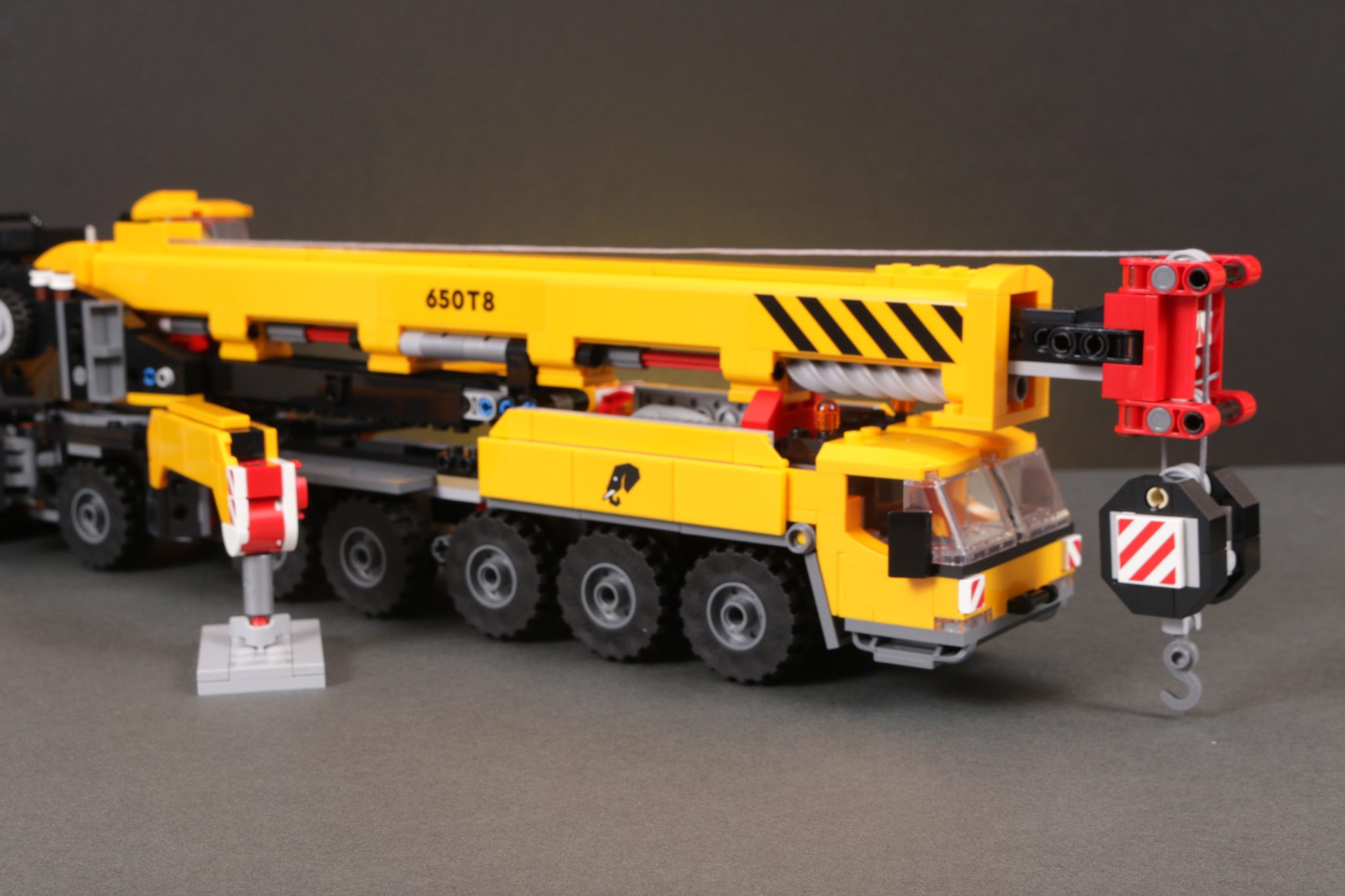 LEGO City 60409 Yellow Mobile Construction Crane review