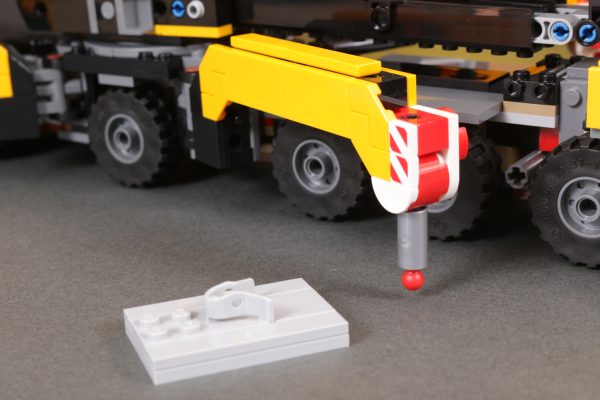 LEGO City 60409 Yellow Mobile Construction Crane review