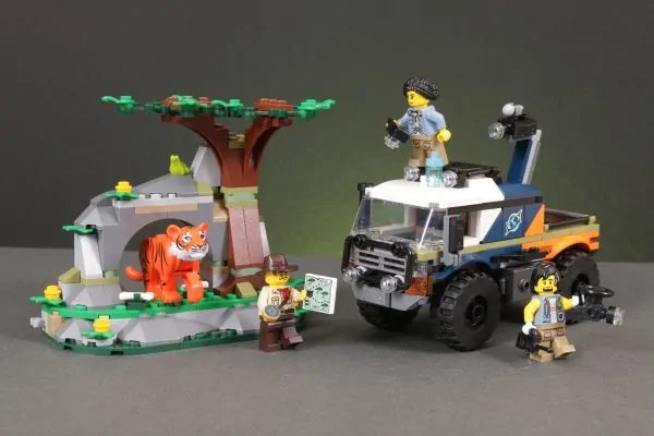LEGO City 60426 Jungle Explorer Off-Road Truck review