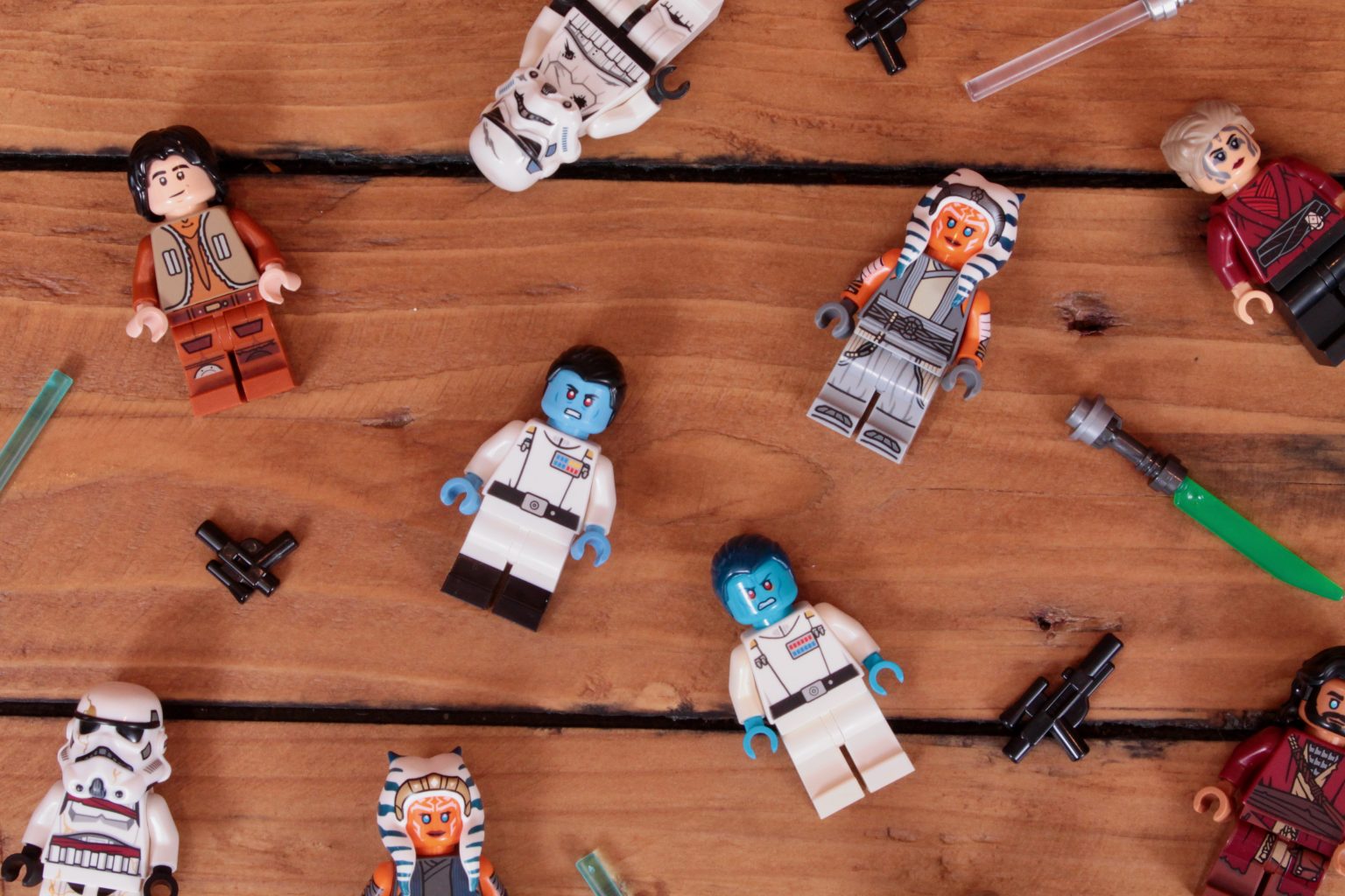LEGO Star Wars Duel on Peridea minifigures: old vs. new