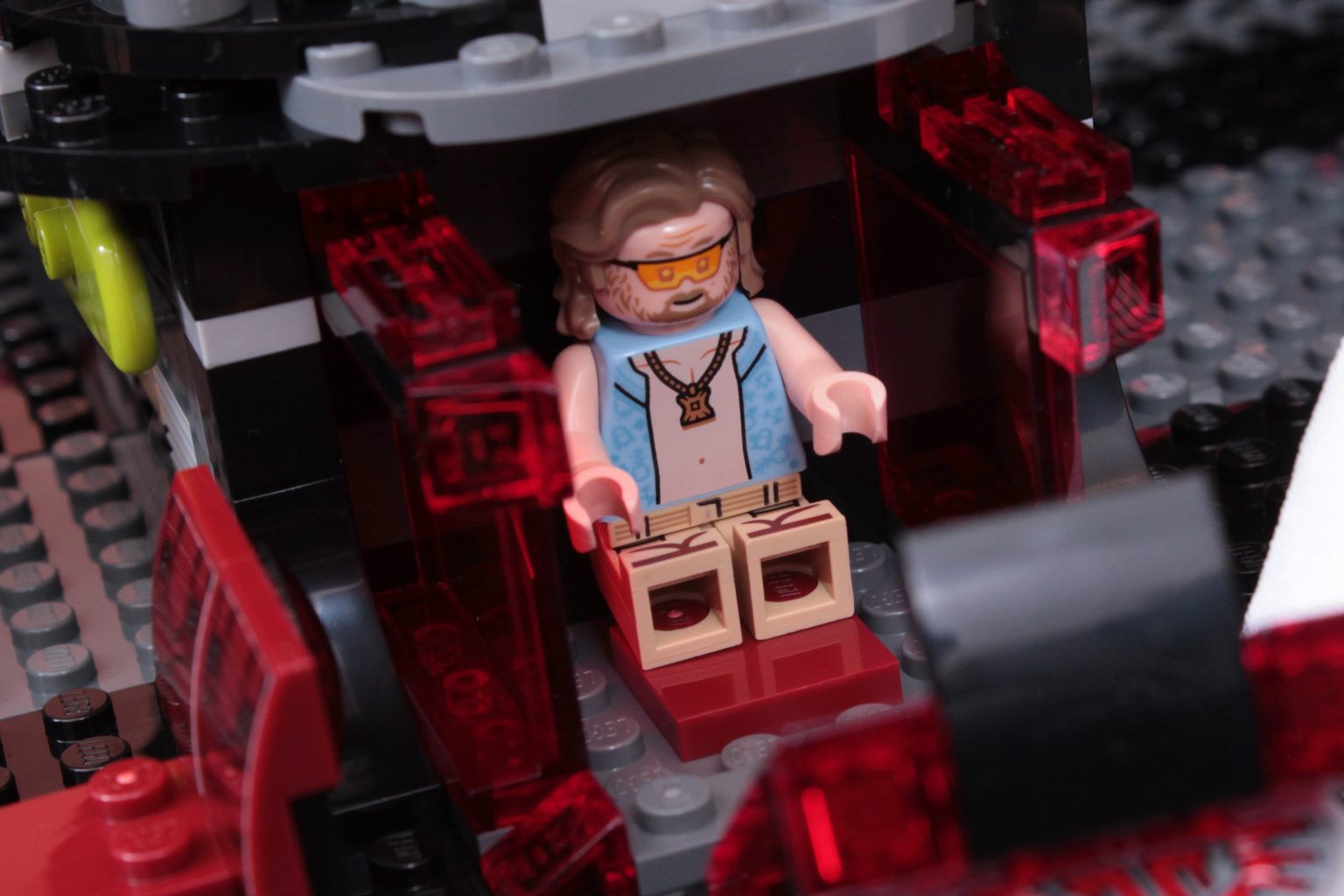 LEGO Star Wars 75389 The Dark Falcon review and gallery