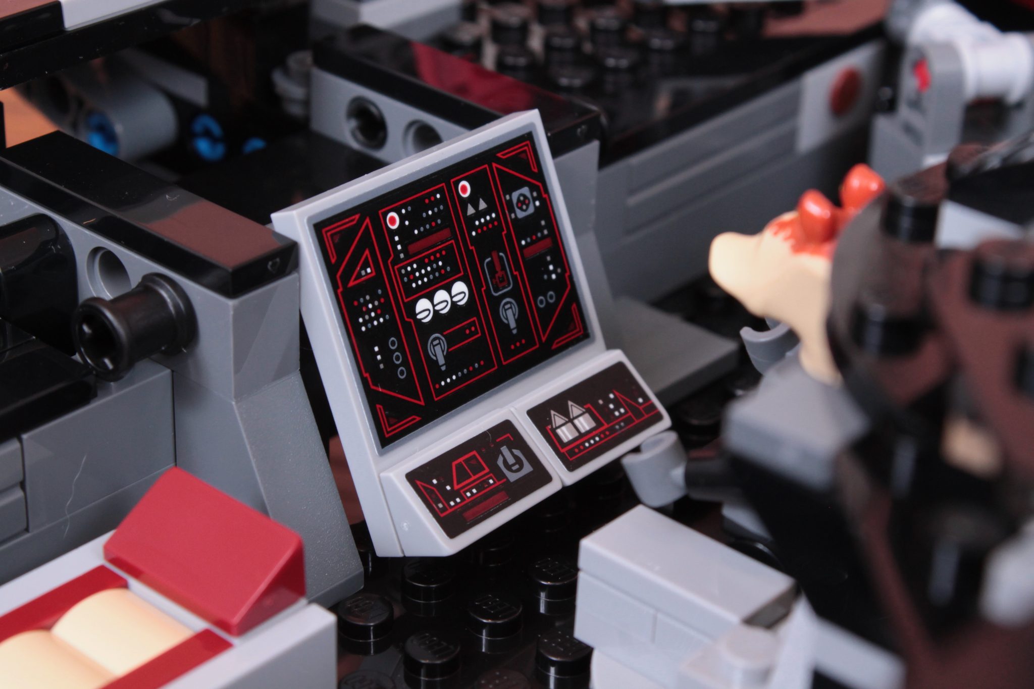 LEGO Star Wars 75389 The Dark Falcon review and gallery