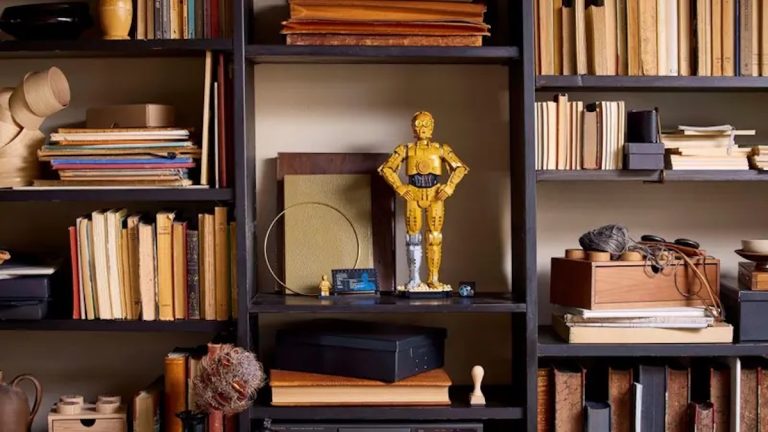 Every buildable LEGO Star Wars droid available right now