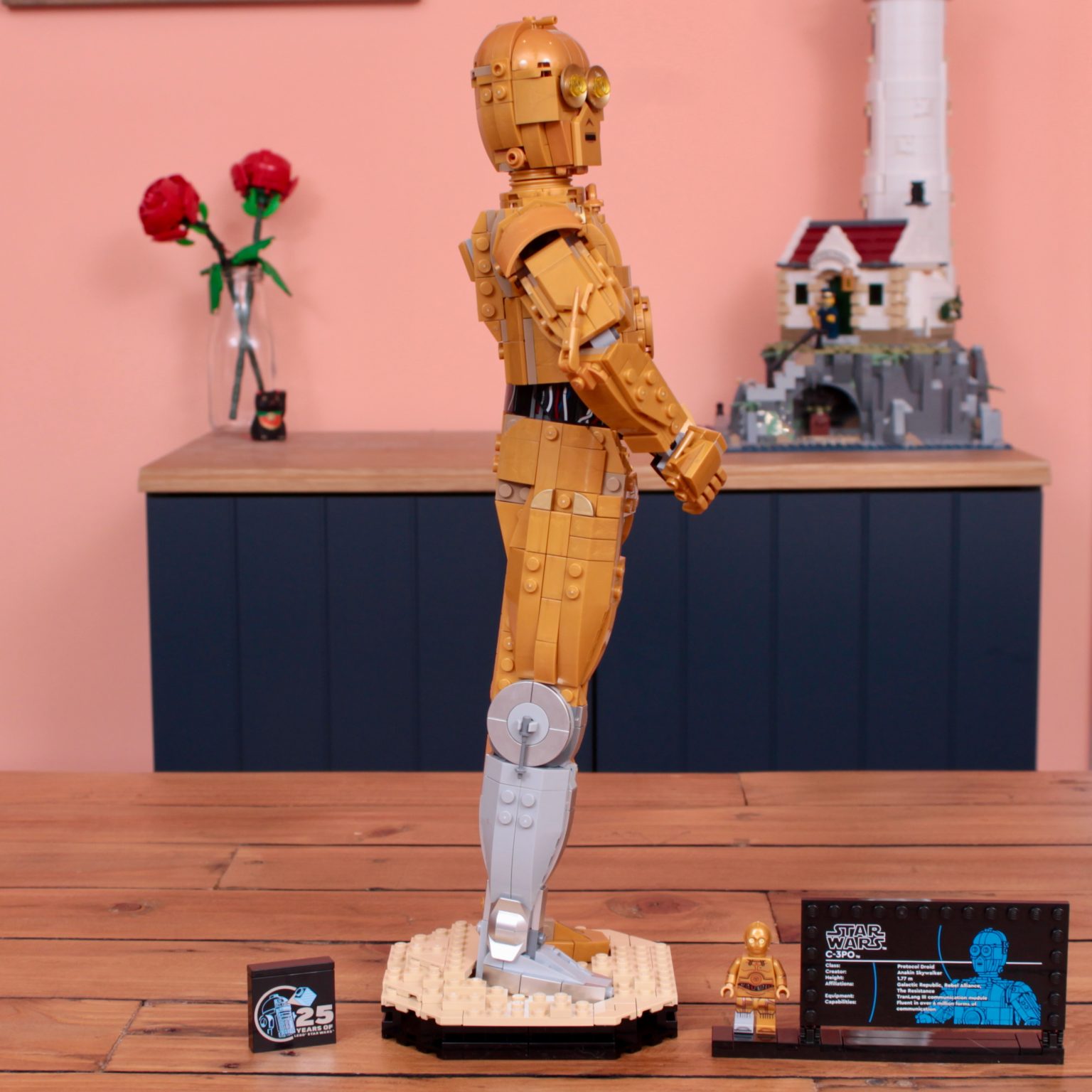 75398 C-3PO sets a shiny new record for LEGO Star Wars