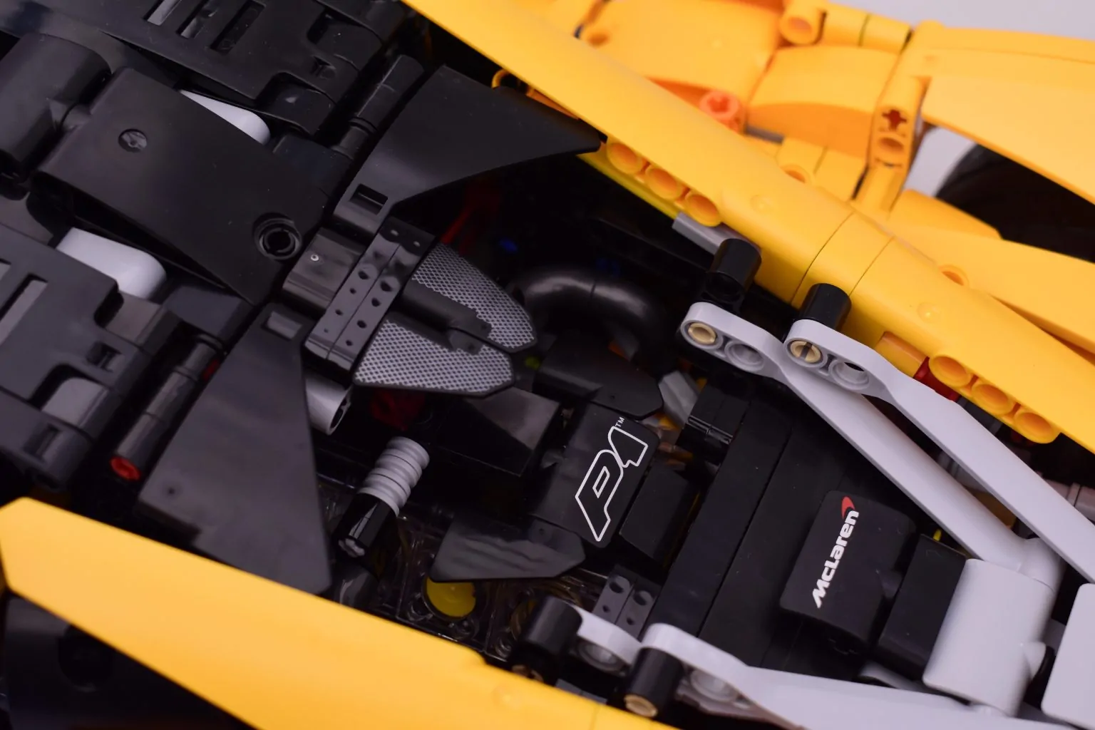 LEGO Technic 42172 McLaren P1 review