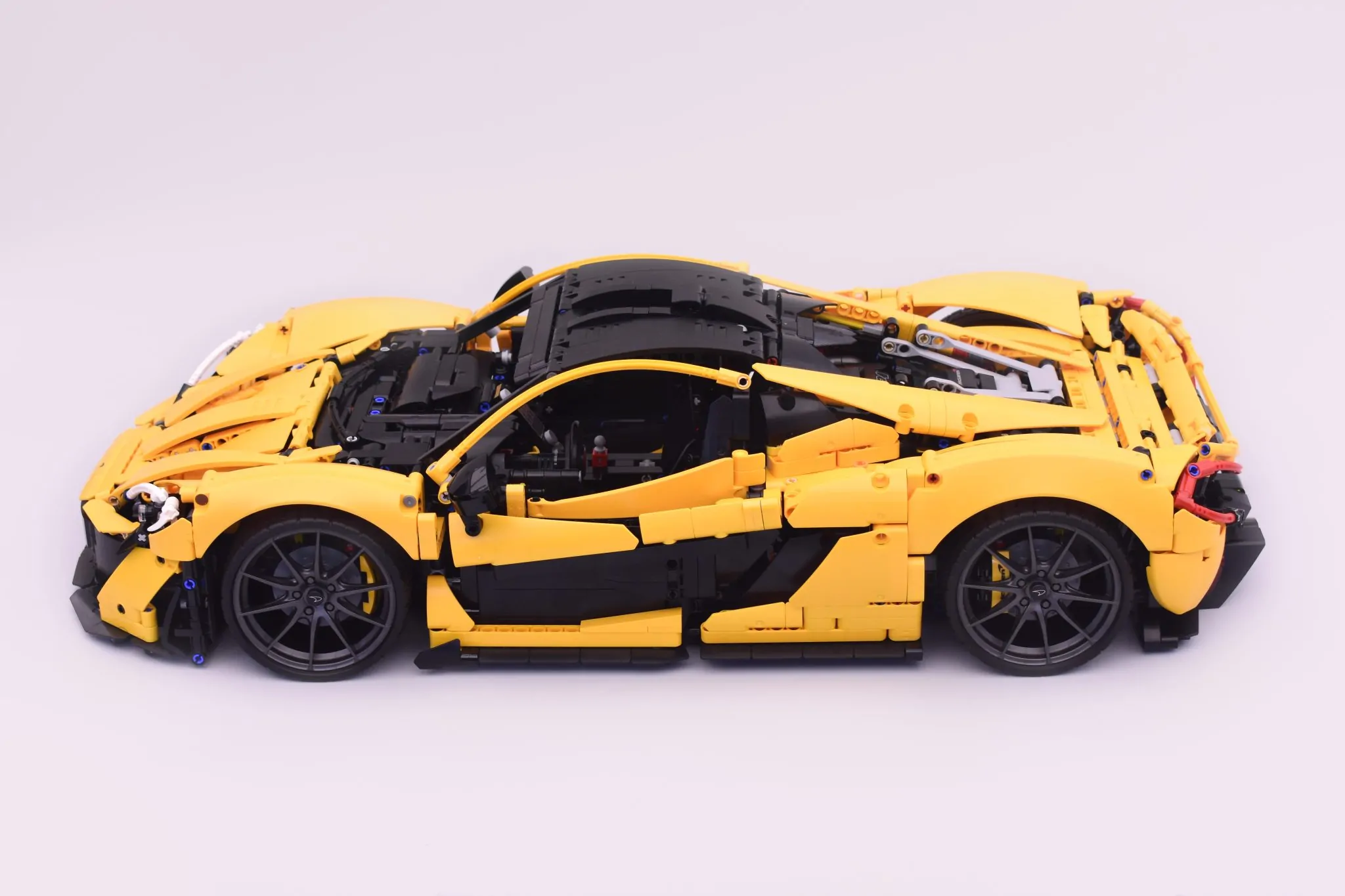 LEGO Technic 42172 McLaren P1 review