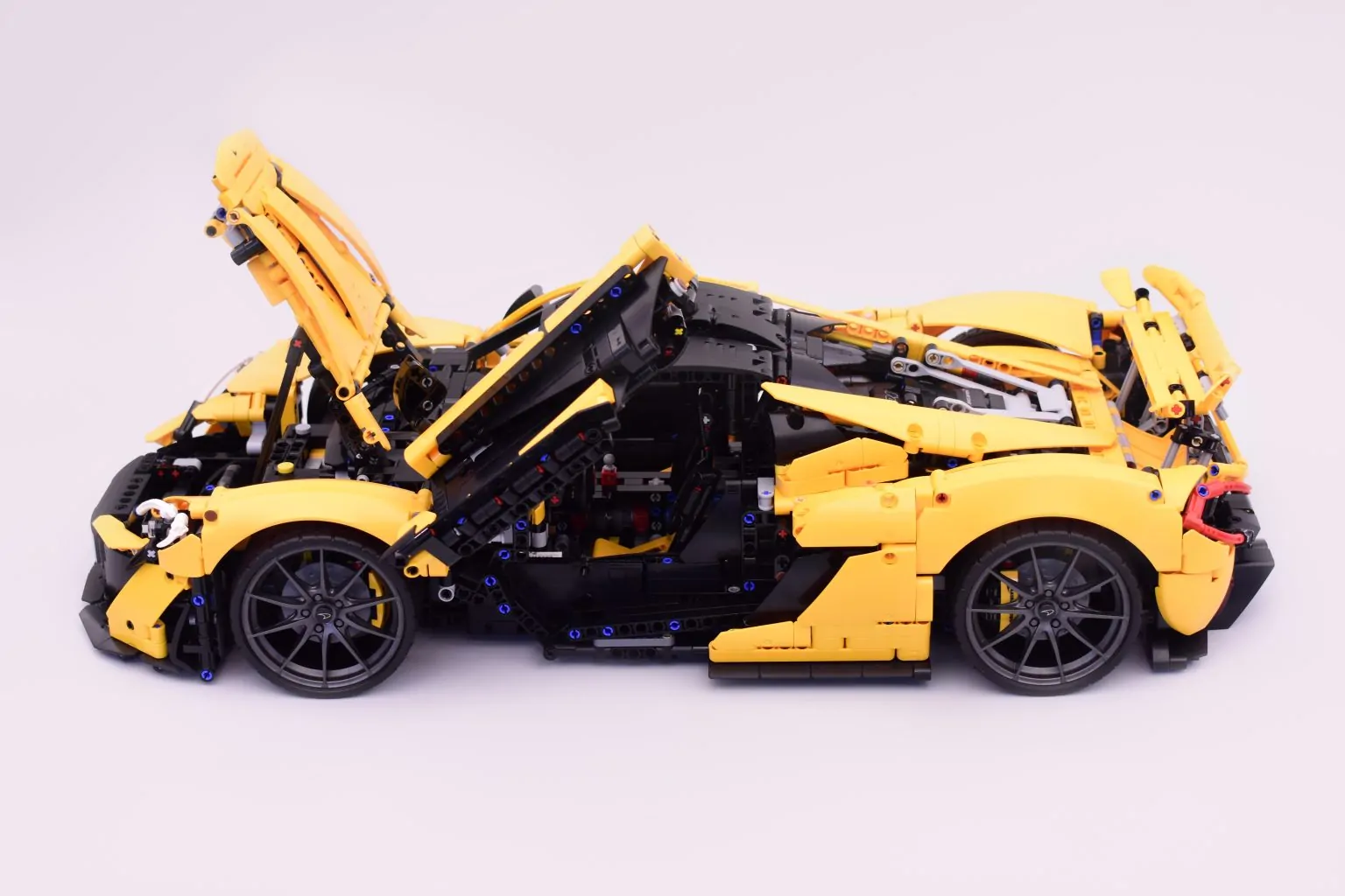 Lego Technic 42172 Mclaren P1 Review