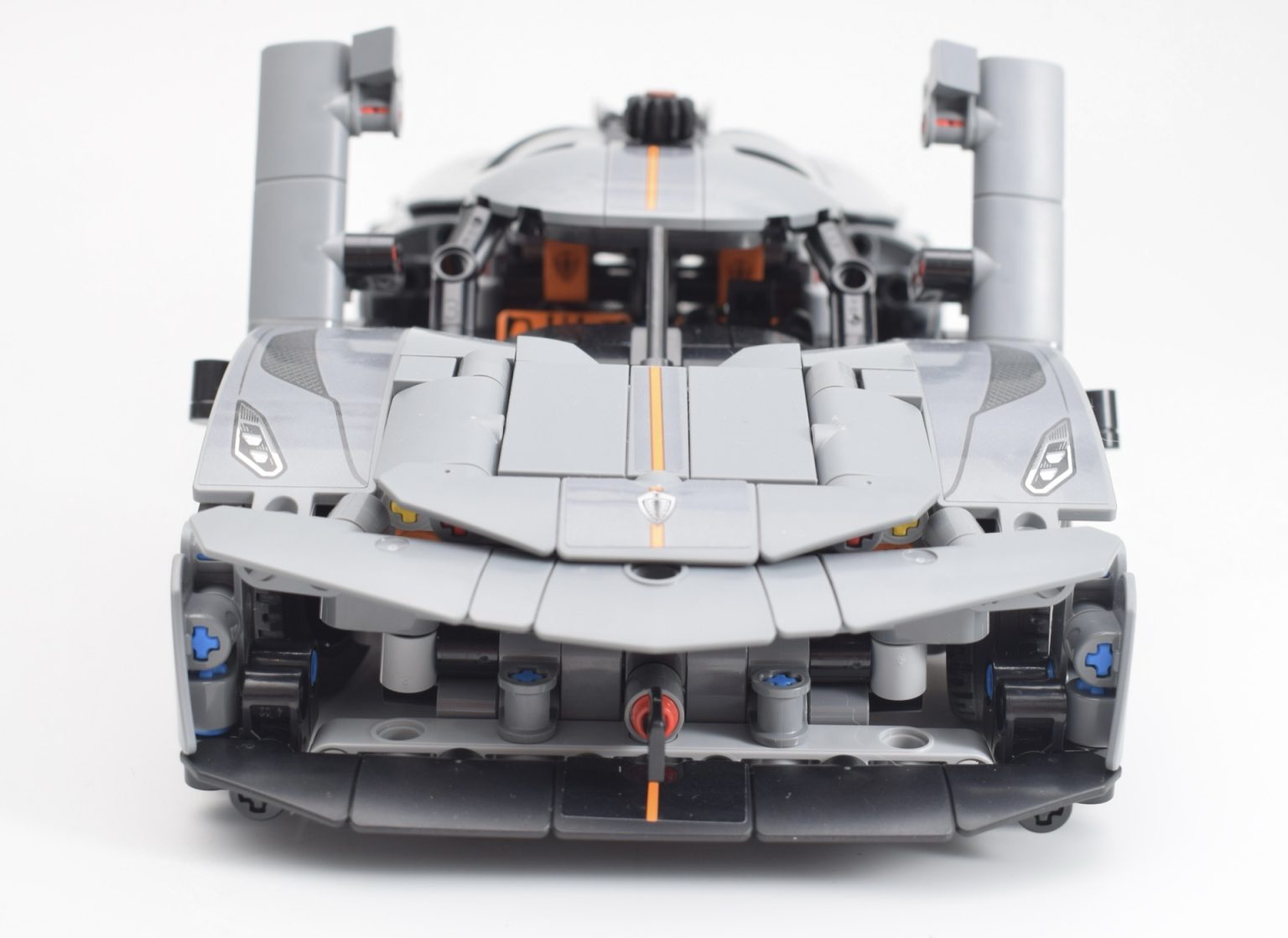 LEGO 42173 Koenigsegg Jesko Absolut Grey Hypercar review