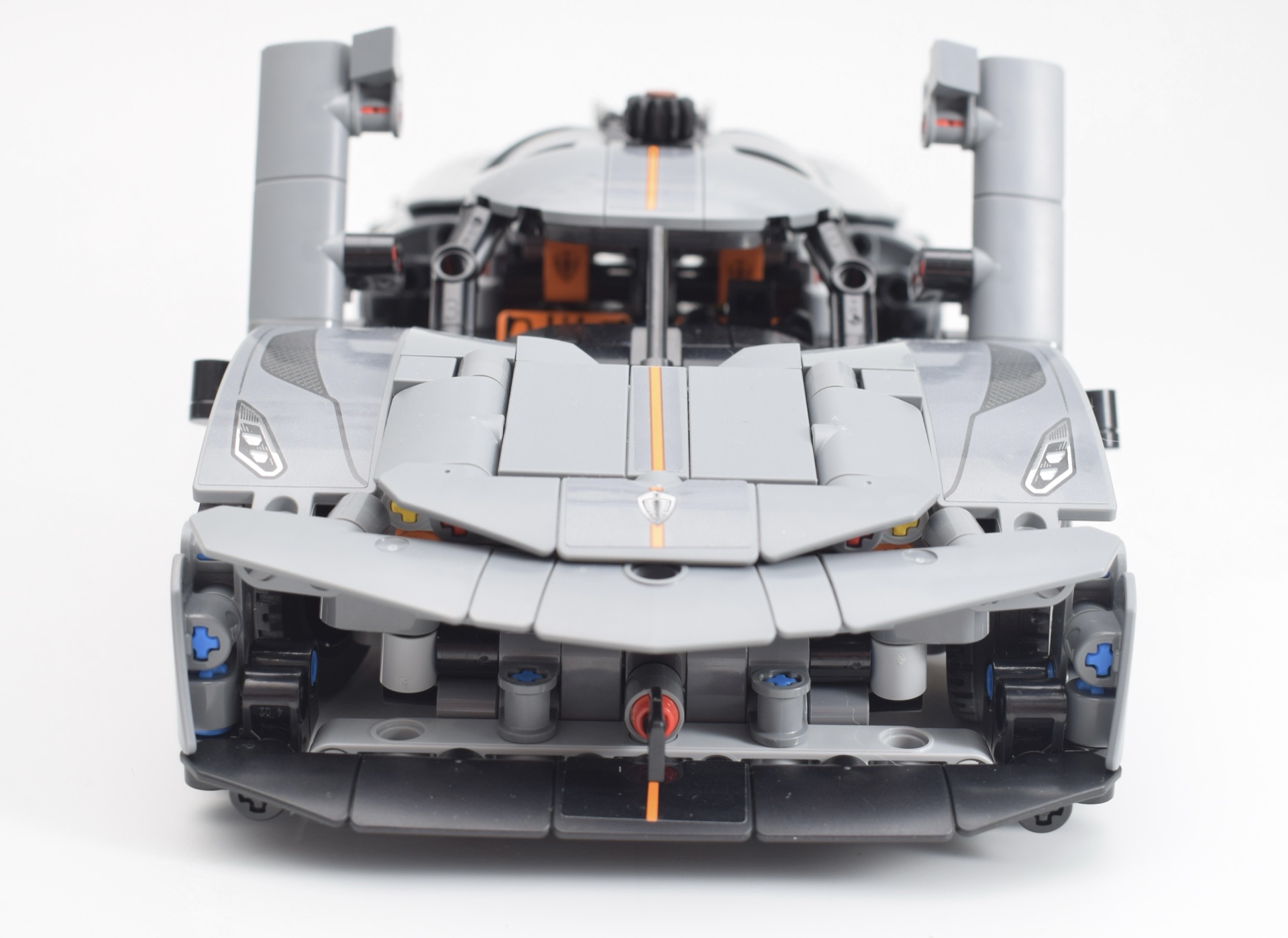 LEGO 42173 Koenigsegg Jesko Absolut Grey Hypercar review