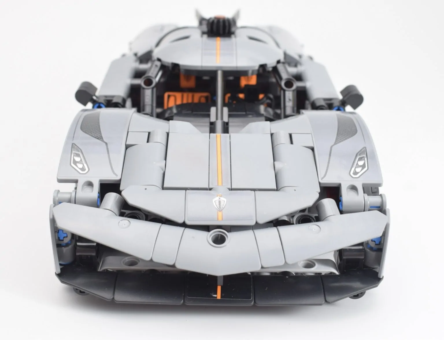 LEGO 42173 Koenigsegg Jesko Absolut Grey Hypercar review