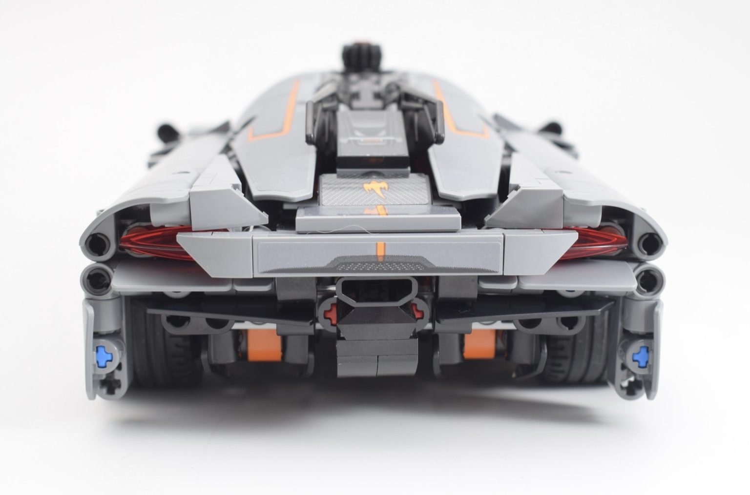 LEGO 42173 Koenigsegg Jesko Absolut Grey Hypercar review