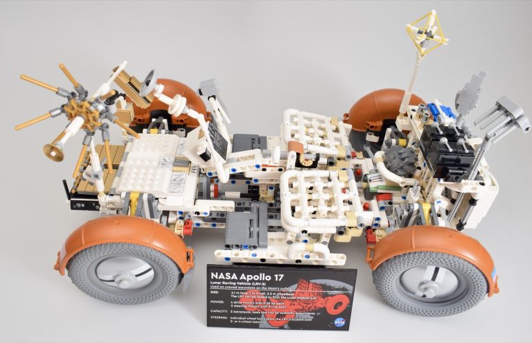 LEGO Technic 42182 NASA Apollo Lunar Roving Vehicle review