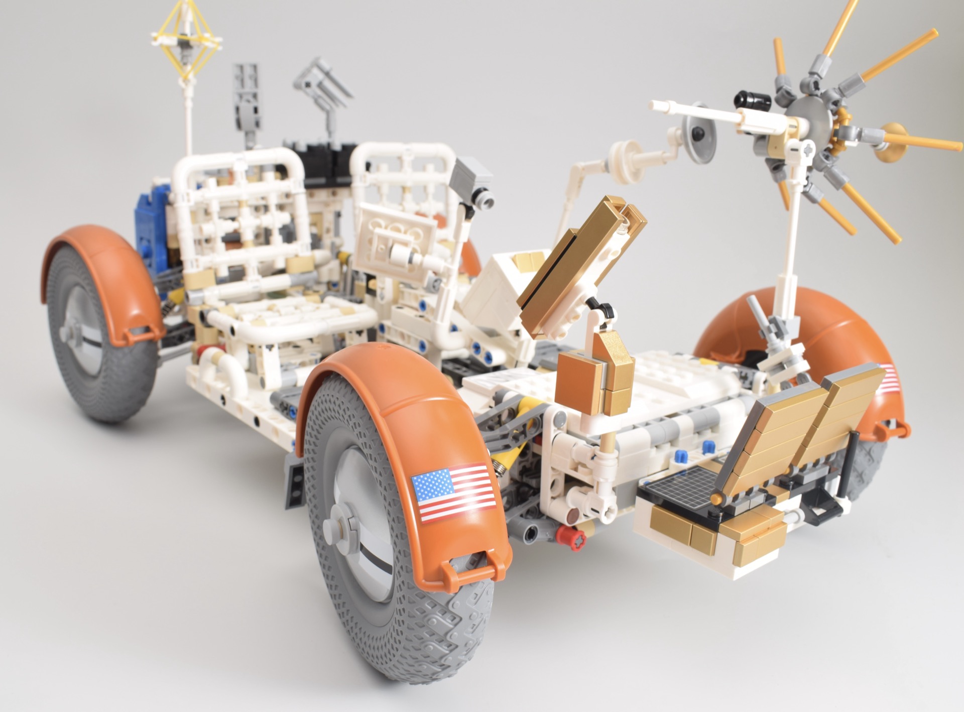 LEGO Technic 42182 NASA Apollo Lunar Roving Vehicle review