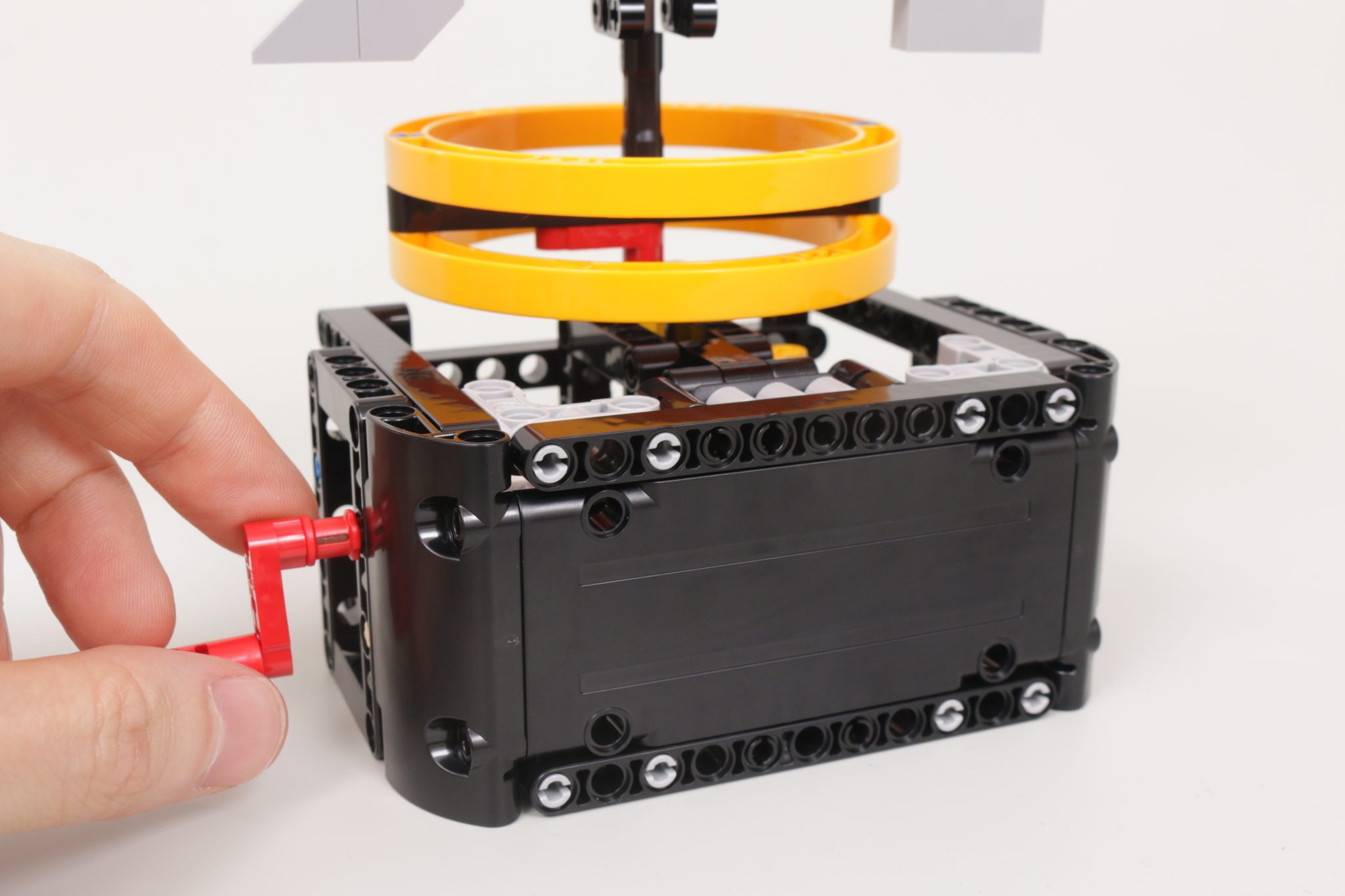 LEGO Technic McLaren 6535735 P1 Logo GWP review