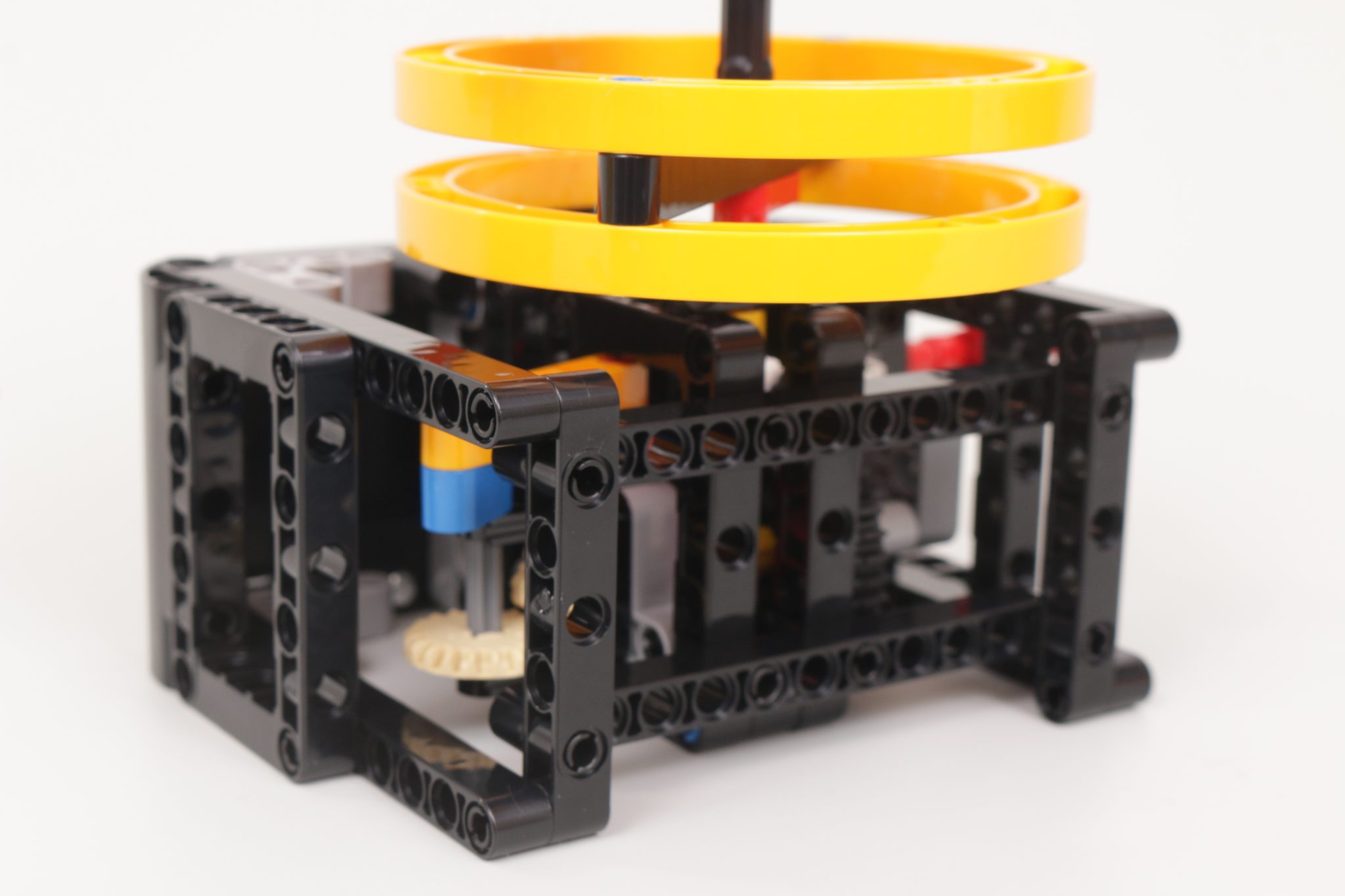 LEGO Technic McLaren 6535735 P1 Logo GWP review