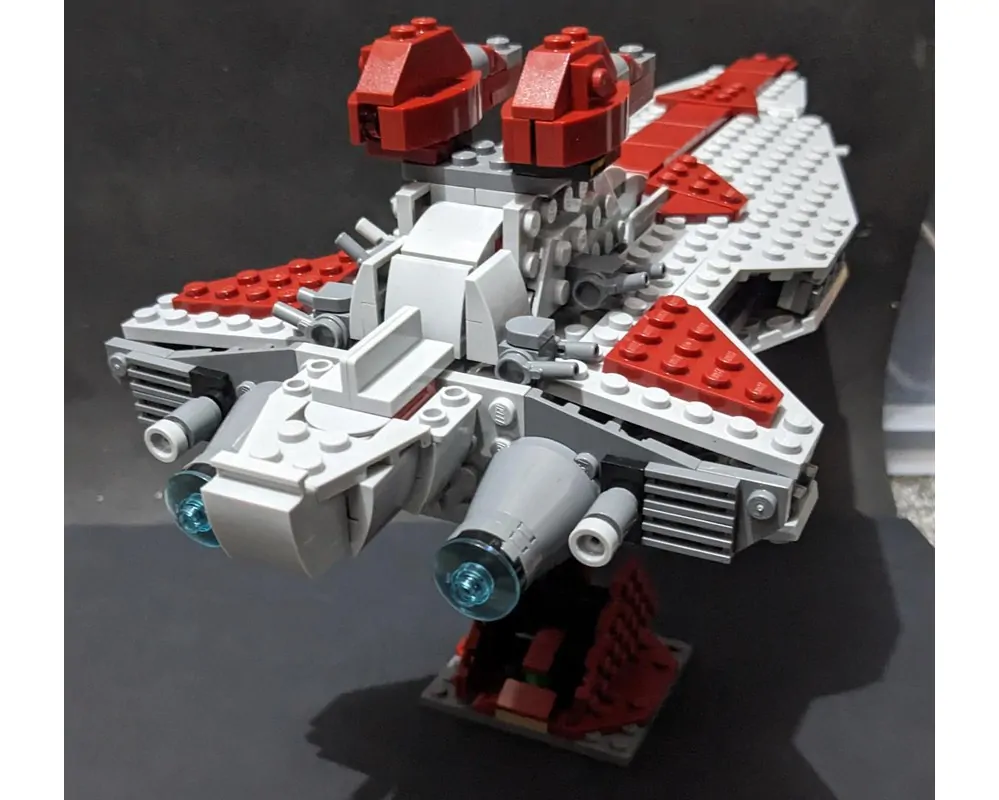 Seven of the best LEGO Star Wars alternate builds to do right now