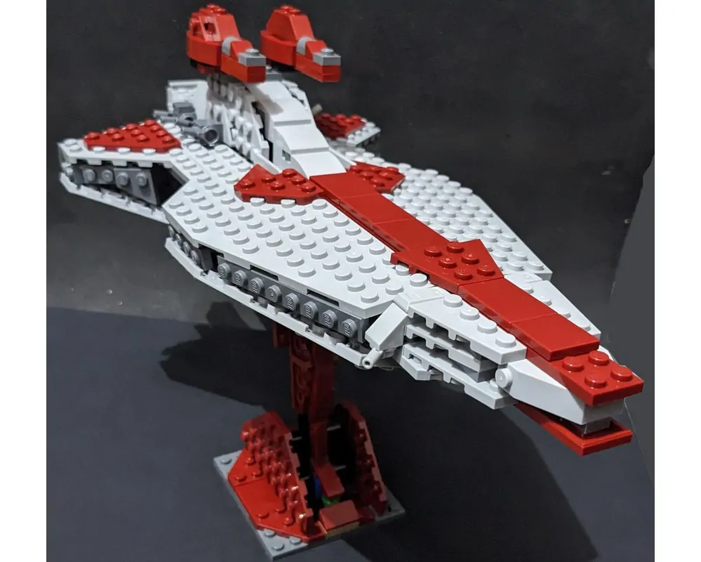 Seven of the best LEGO Star Wars alternate builds to do right now
