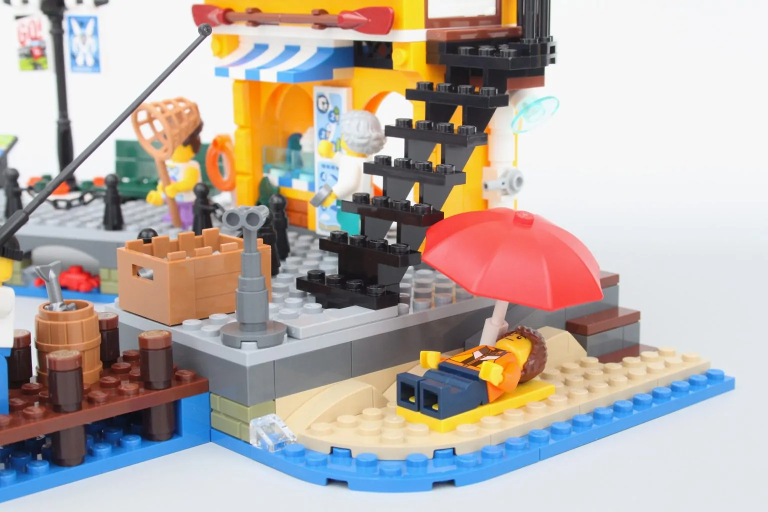 LEGO City 60422 Seaside Harbor with Cargo Ship review