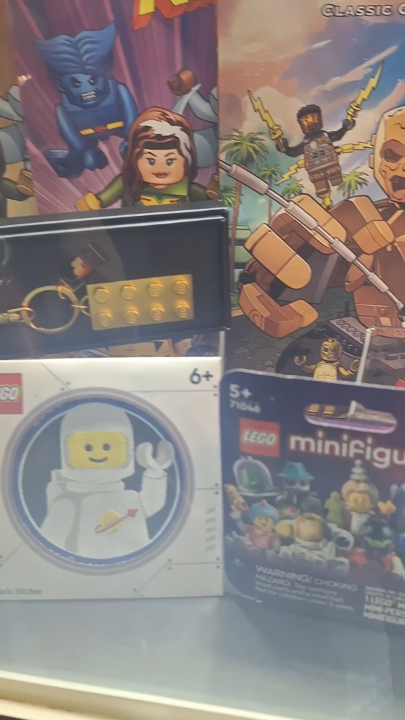 Exclusive LEGO MASTERS minifigure at San Diego Comic-Con 2024