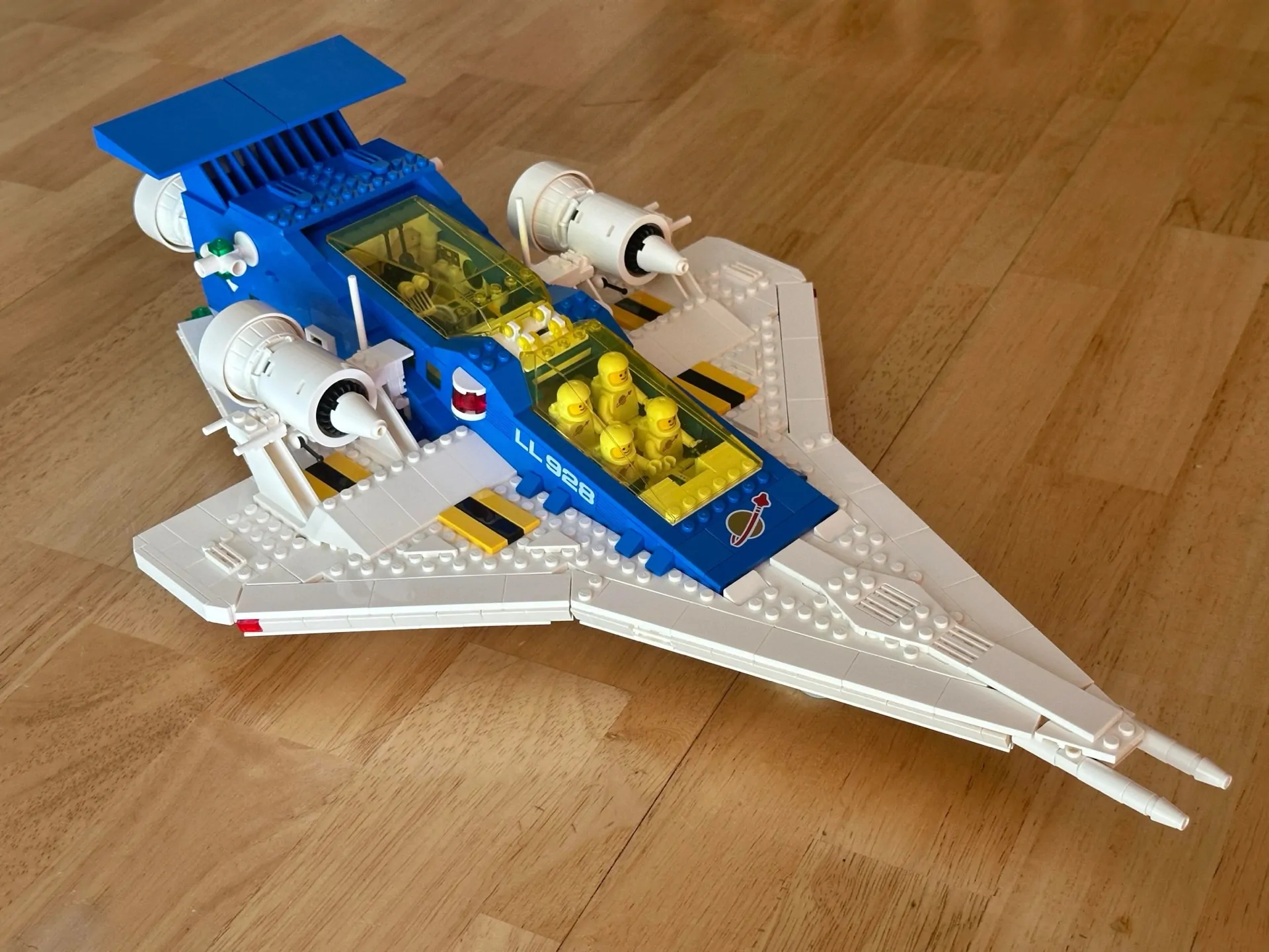 LEGO Icons Galaxy Explorer has a modern recolour – and it works