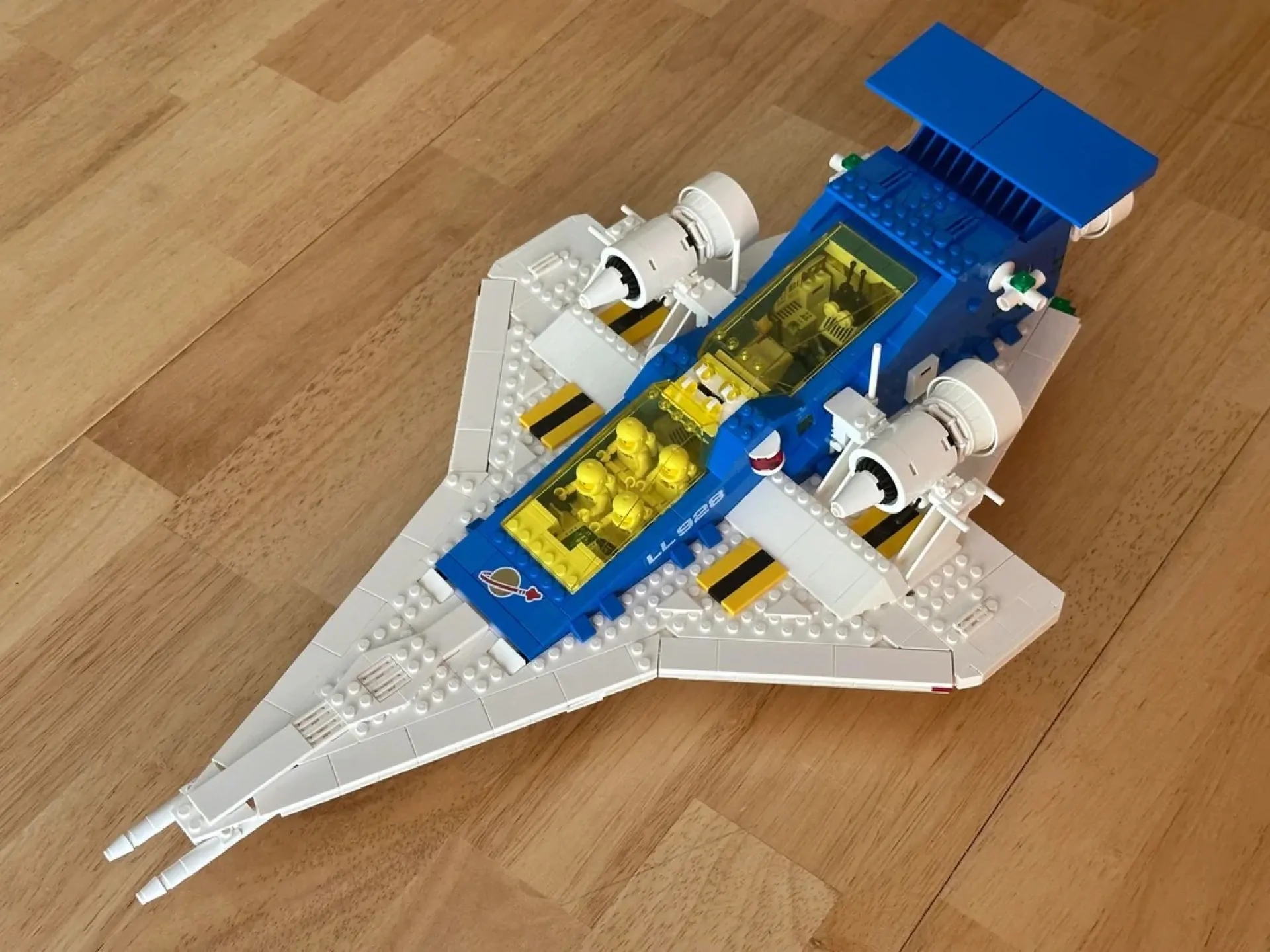 LEGO Icons Galaxy Explorer has a modern recolour – and it works