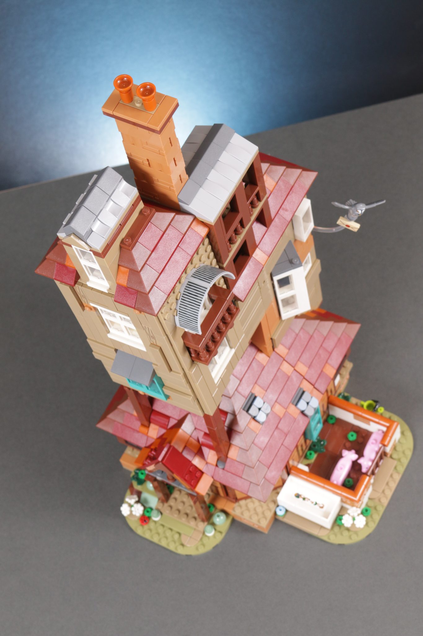 LEGO Harry Potter 76437 The Burrow Collectors’ Edition