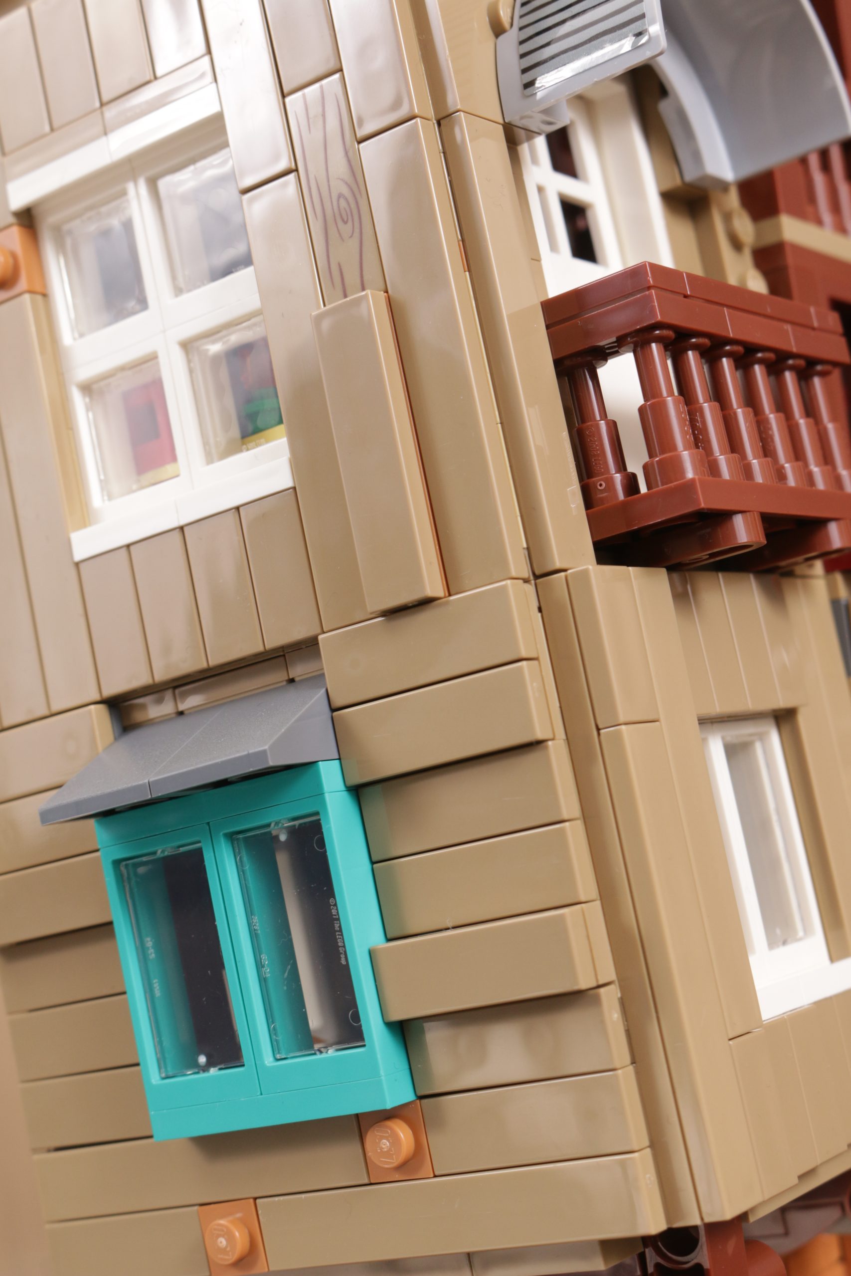 LEGO Harry Potter 76437 The Burrow Collectors’ Edition