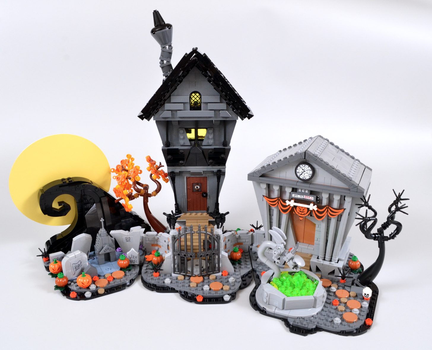LEGO Ideas 21351 The Nightmare Before Christmas review