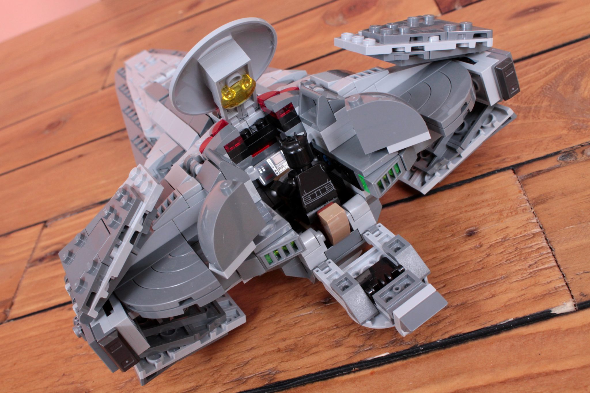 LEGO Star Wars 75383 Darth Maul’s Sith Infiltrator review