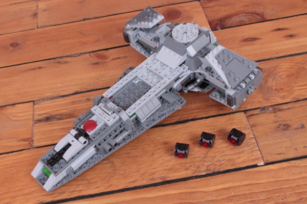 LEGO Star Wars 75383 Darth Maul’s Sith Infiltrator review