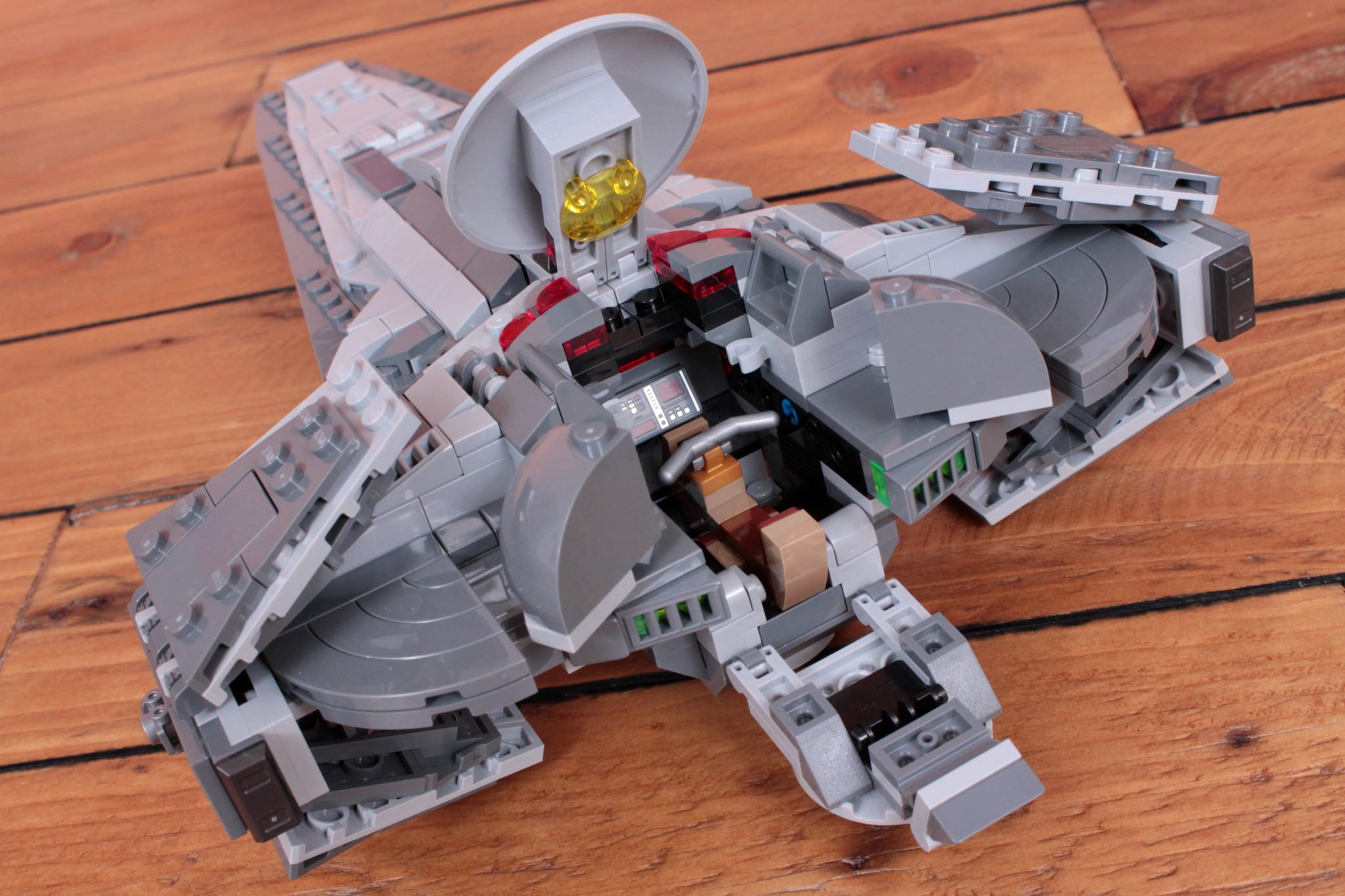 LEGO Star Wars 75383 Darth Maul’s Sith Infiltrator review