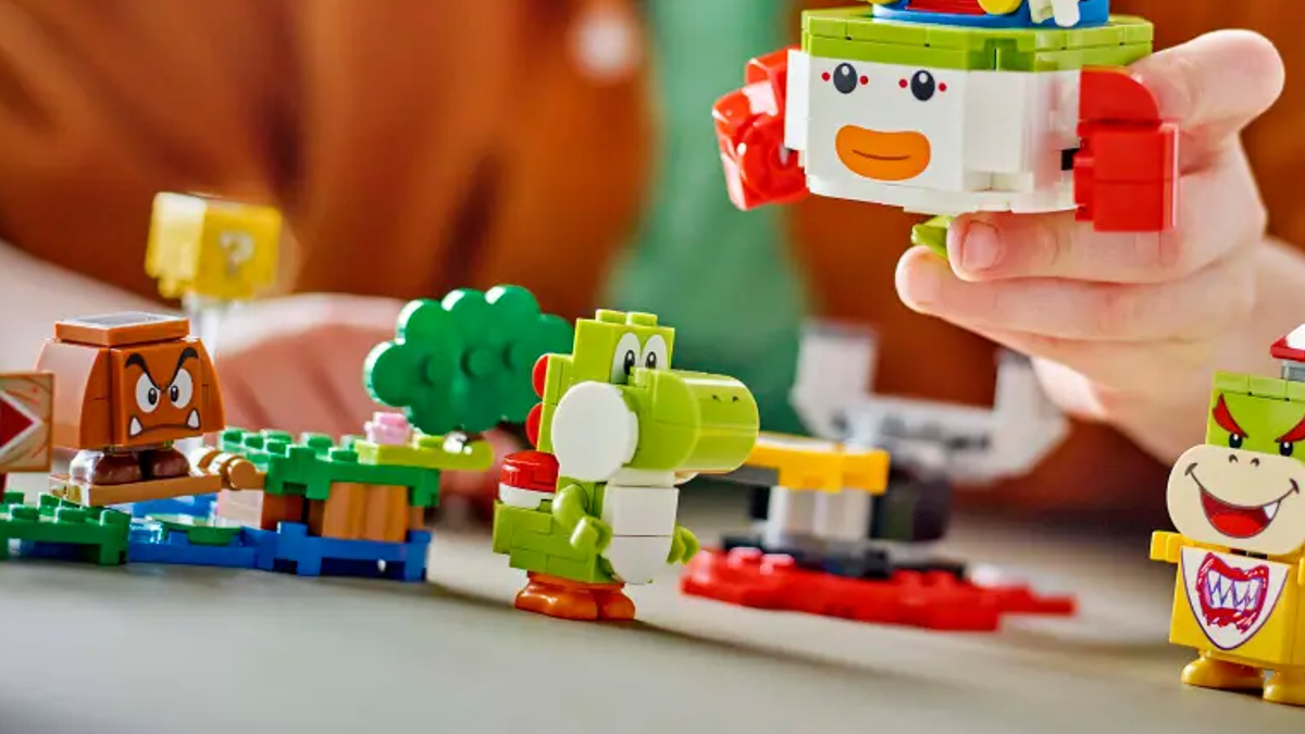 LEGO Super Mario Yoshi gamescom make and take revealed