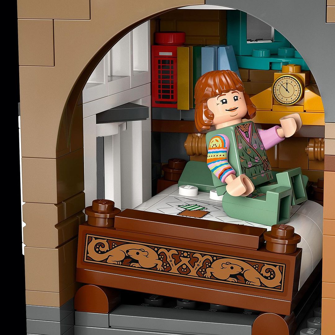 LEGO Harry Potter 76437 The Burrow D2C revealed by retailer