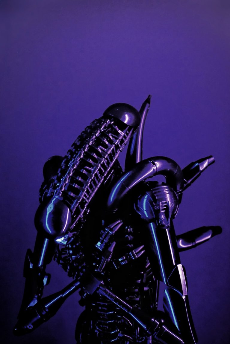 Prepare for Alien: Romulus with the best LEGO Xenomorphs