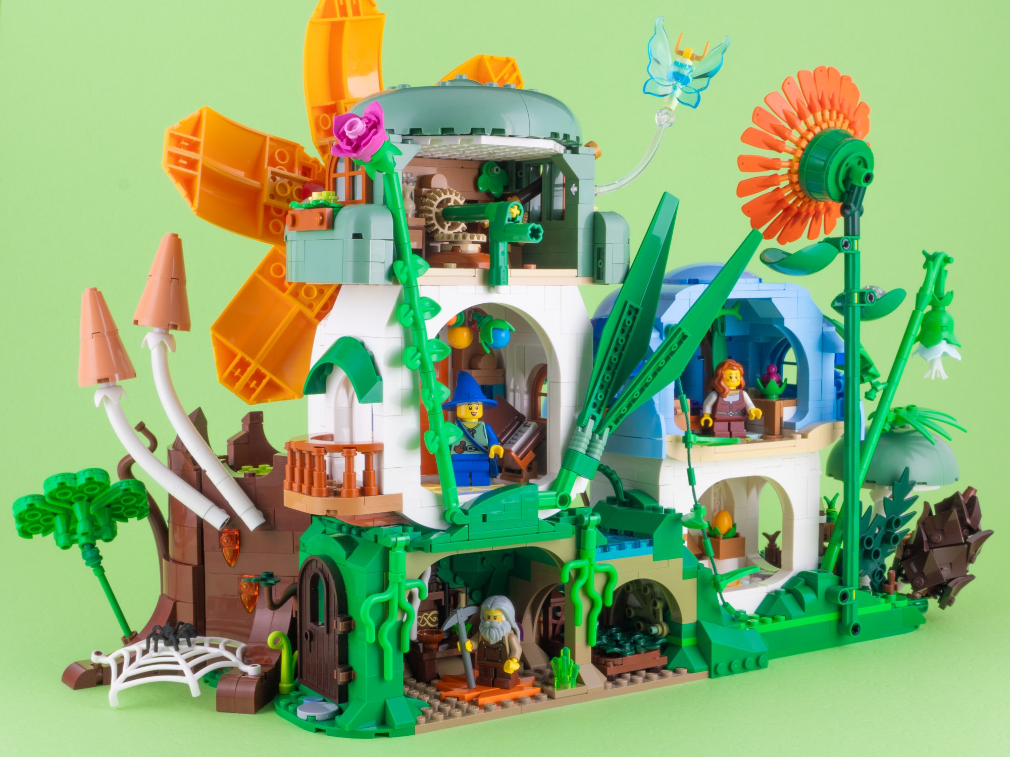 How have LEGO BrickLink Series 5 sets changed?