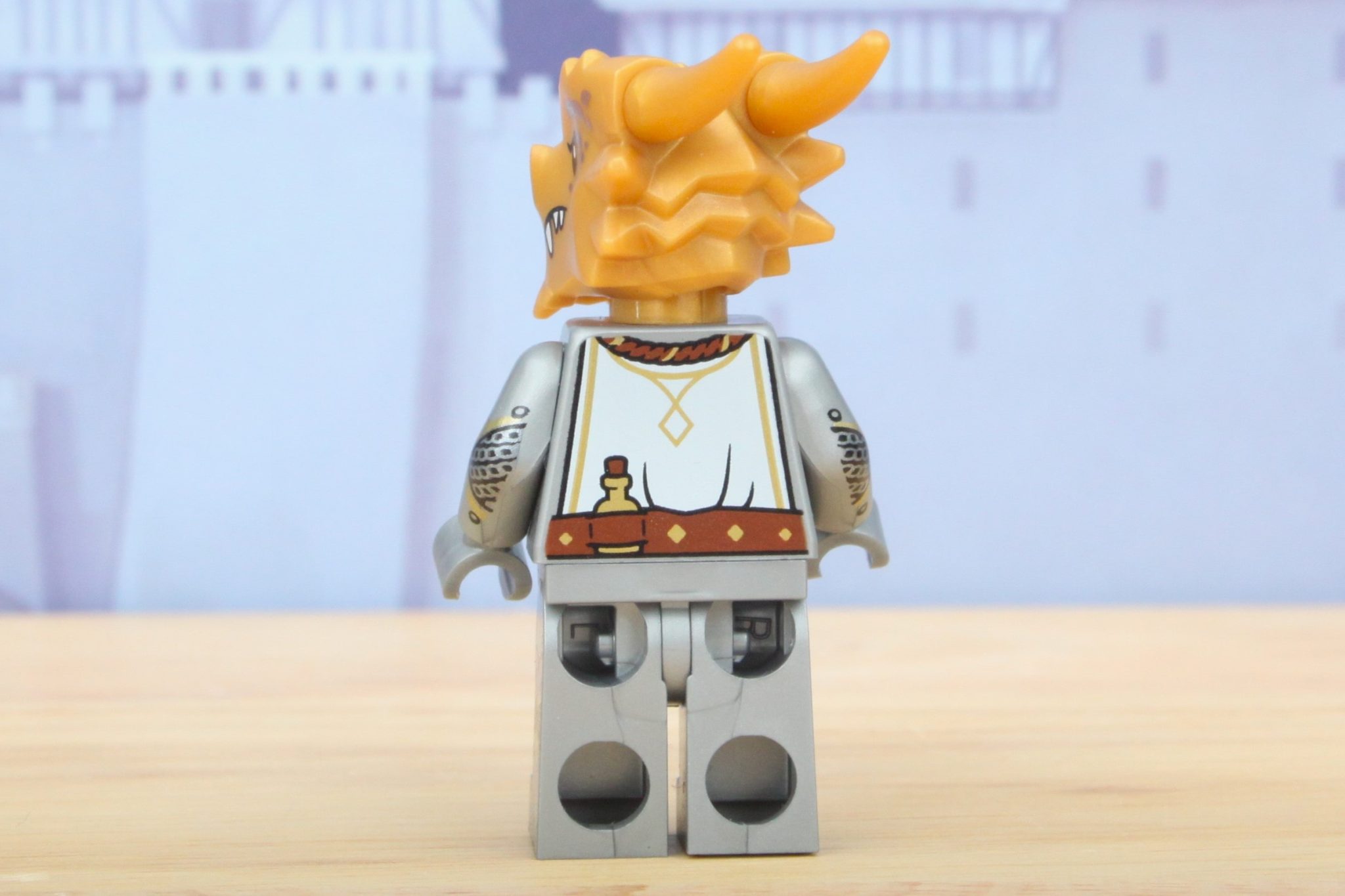 LEGO D&D secrets: Barbarian Dwarf and Dragonborn Paladin