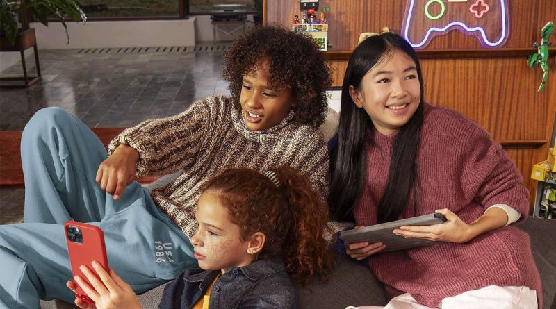 LEGO Life relaunches as LEGO Play, finishing major rebrand