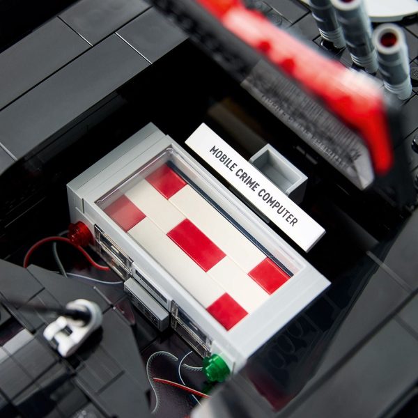 Five LEGO Batman Classic TV Batmobile details fans will spot