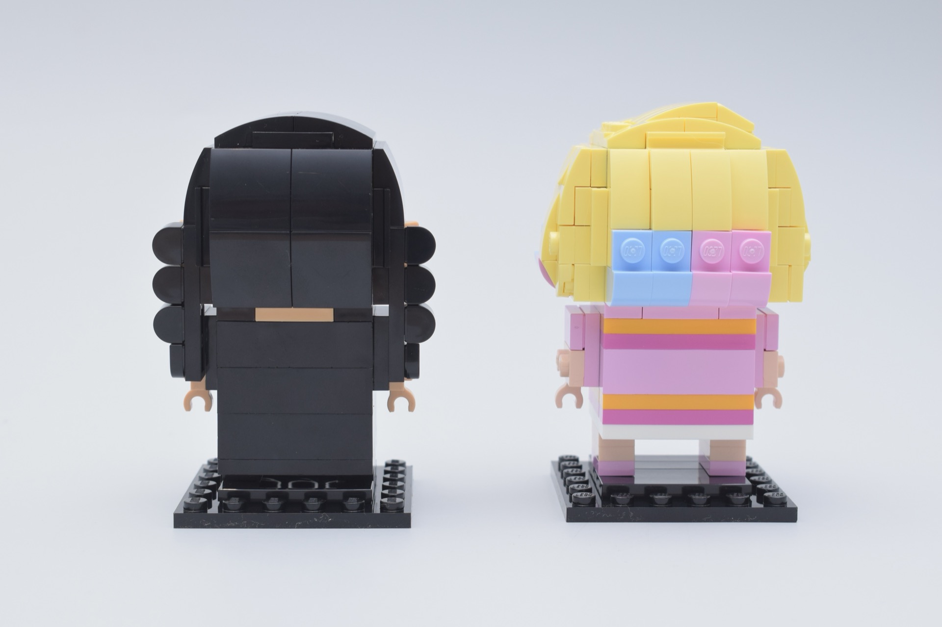 LEGO BrickHeadz 40750 Wednesday & Enid review