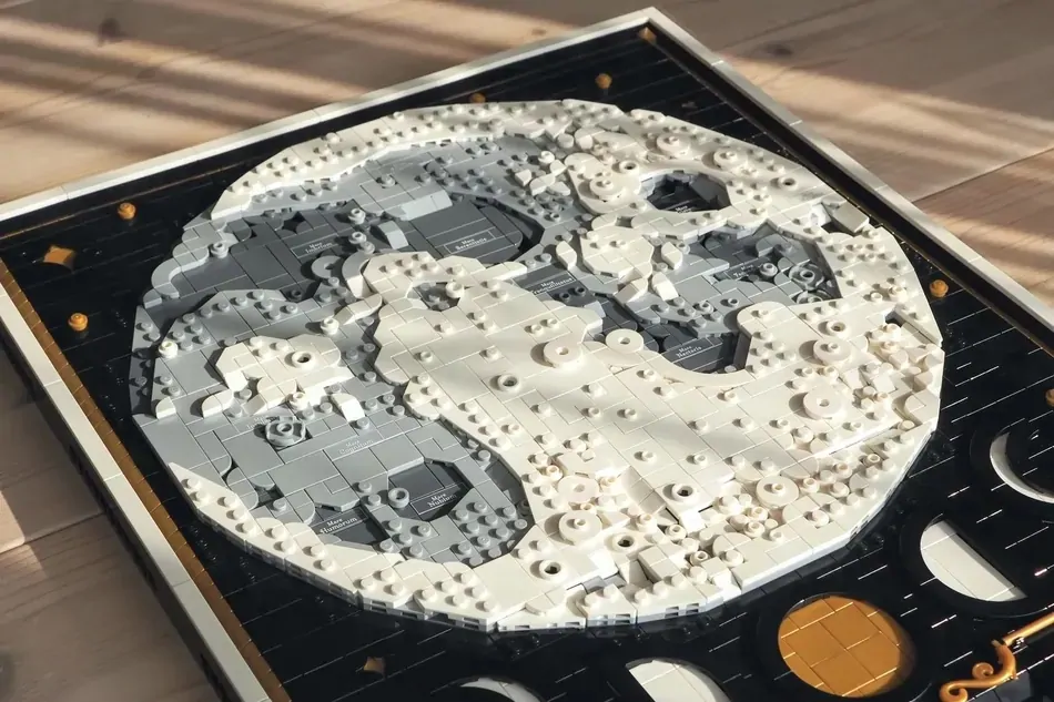 Space-themed LEGO Ideas project enters review stage for the second time
