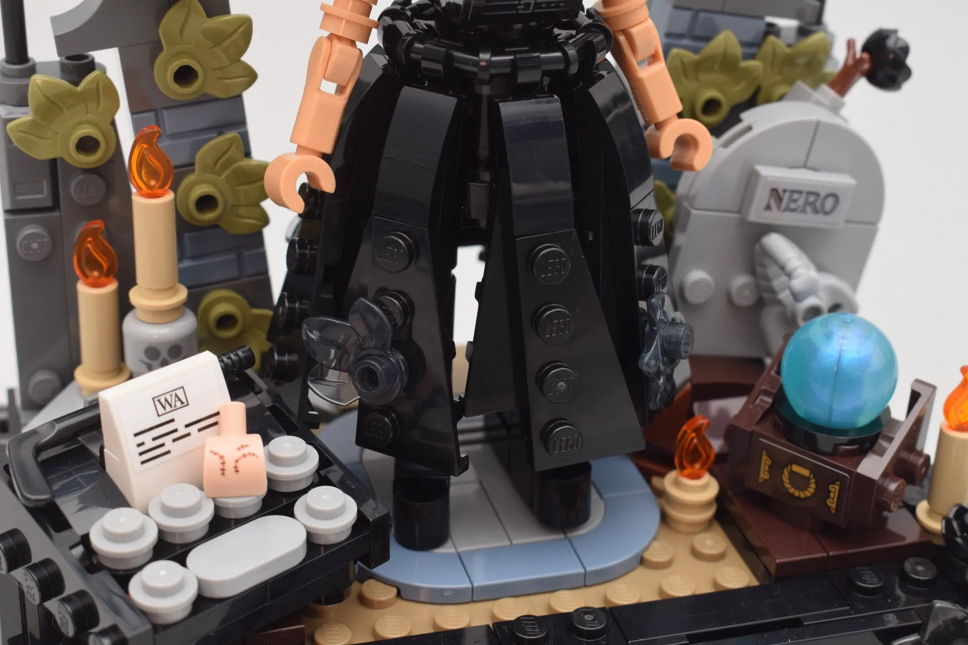 LEGO Wednesday 76780 Wednesday Addams Figure review