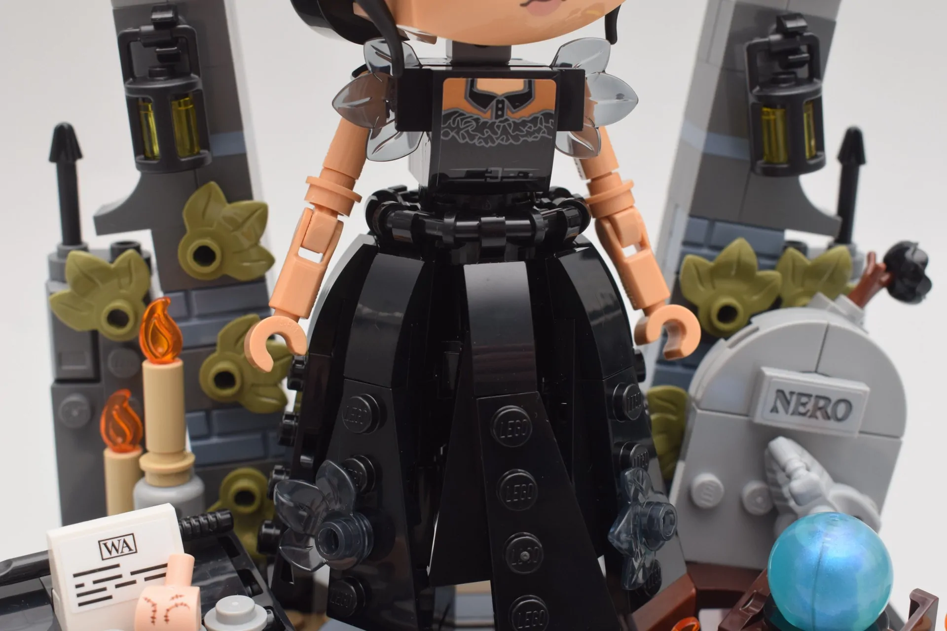 LEGO Wednesday 76780 Wednesday Addams Figure review